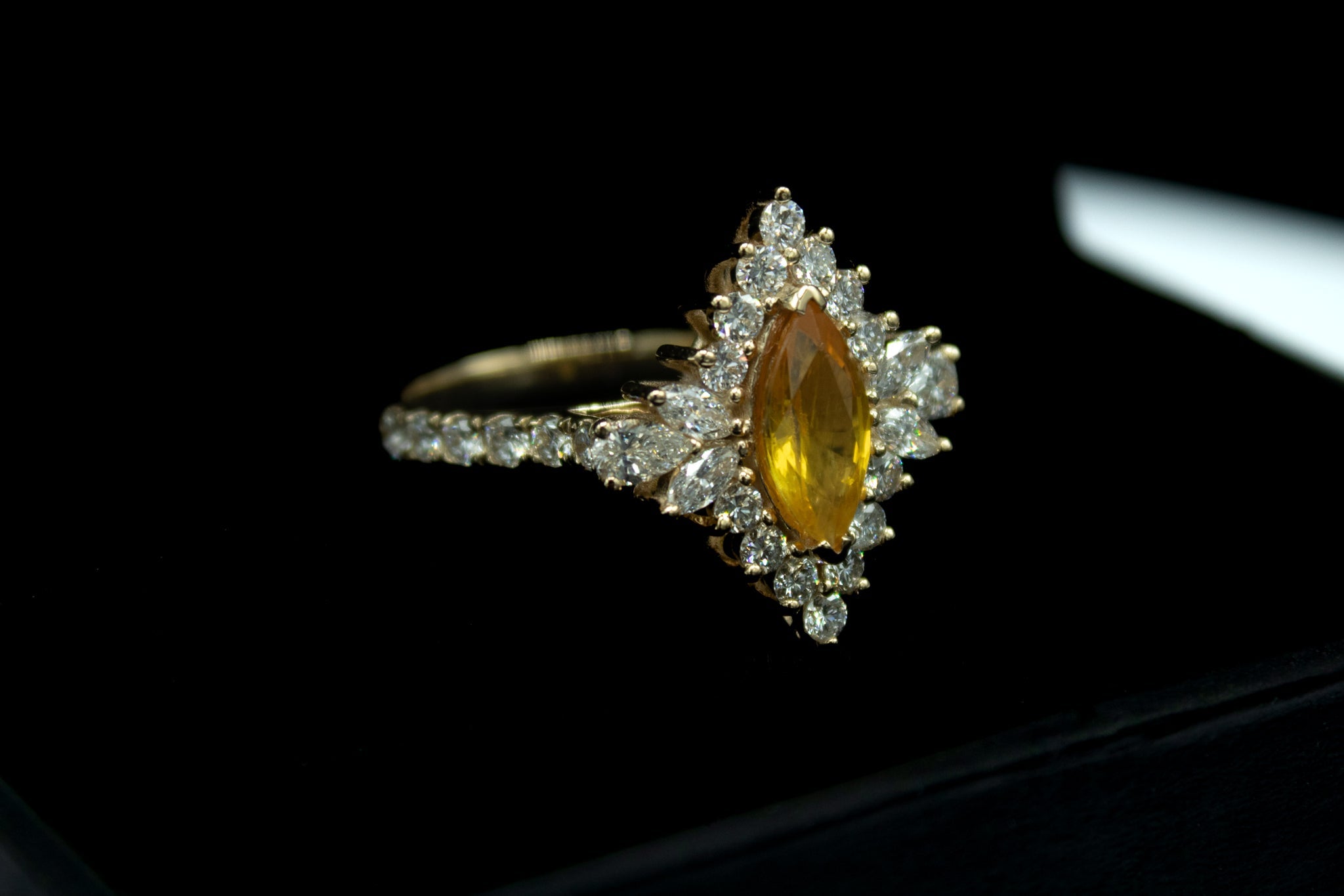 Rings – Diamonds of Aroura